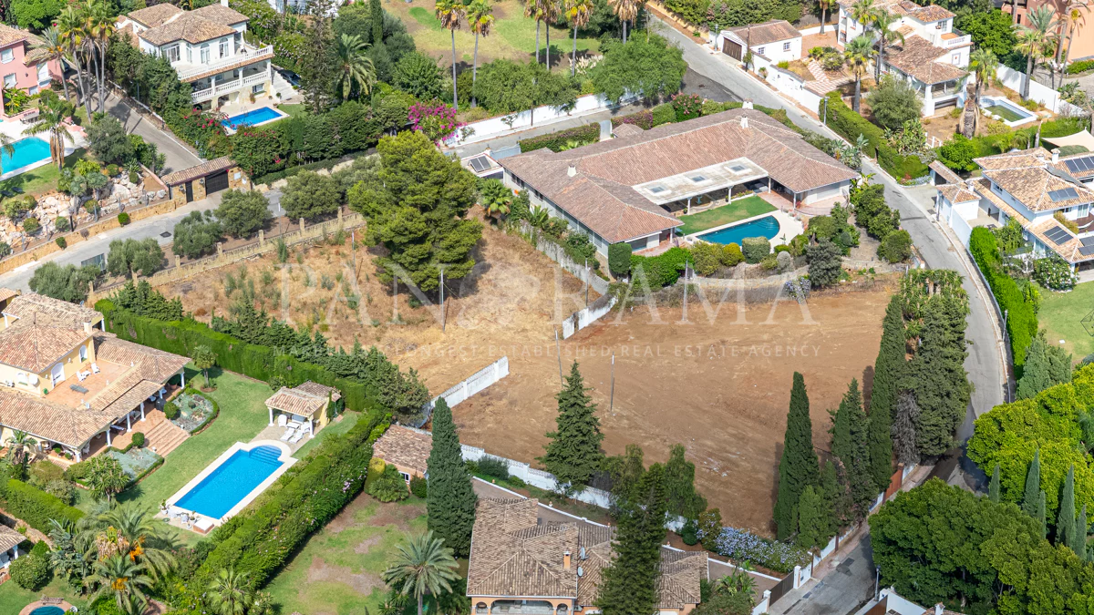 Plot for sale in Nagüeles, Marbella Golden Mile - €2,260,000 - Panorama