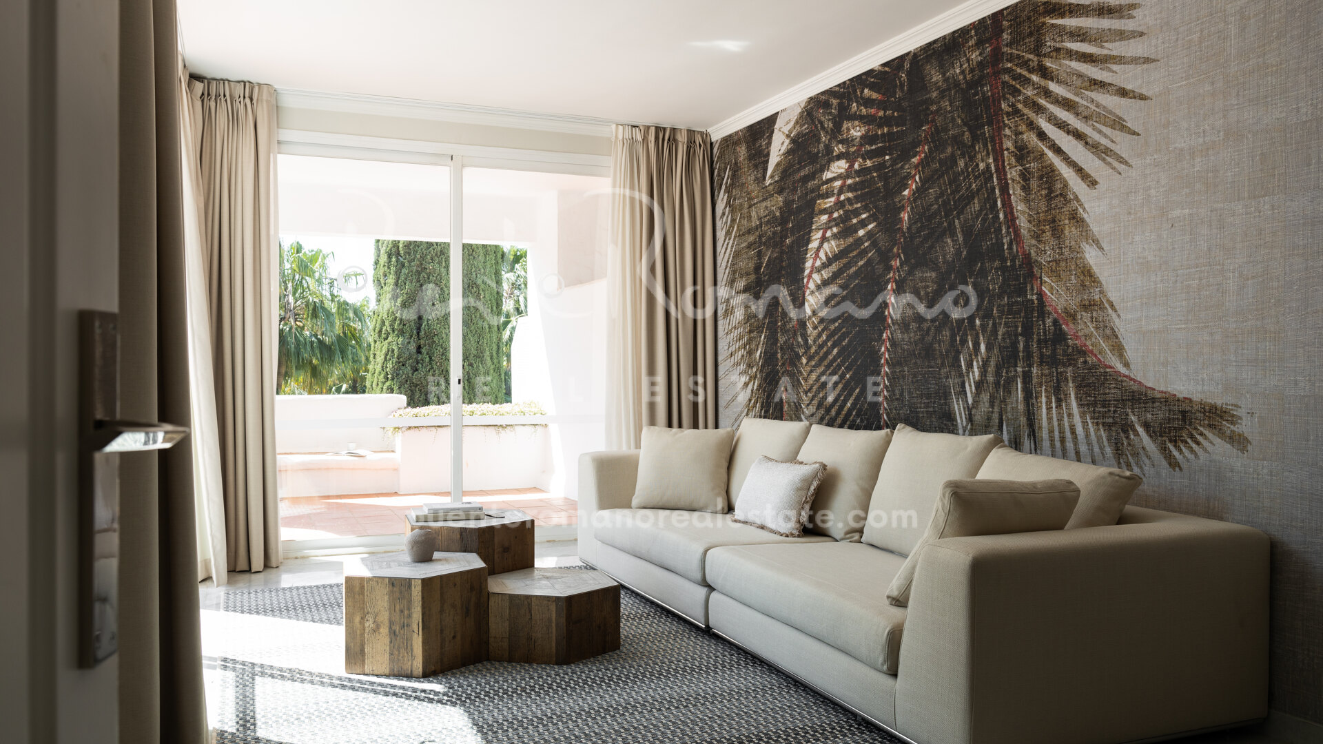 Duplex Penthouse in Marina Puente Romano, Marbella Golden Mile - Price ...